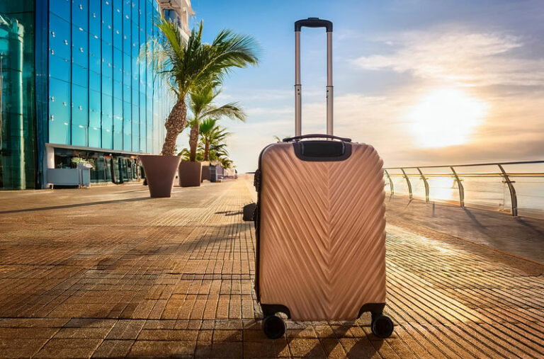 A Guide to Port Everglades Terminal 25 - Park By The Ports